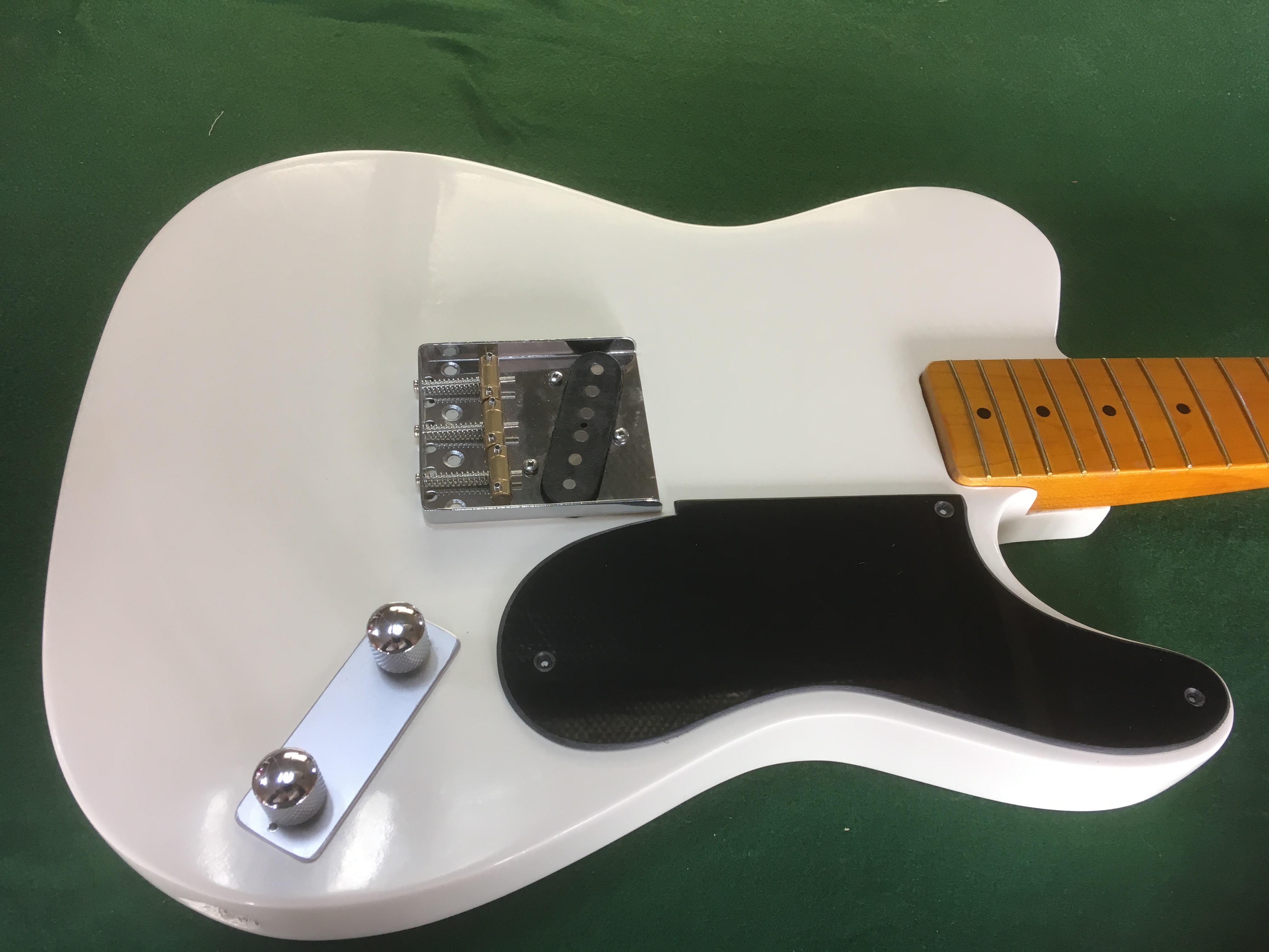 49 Snake Head Prototype – Lucerne Guitars